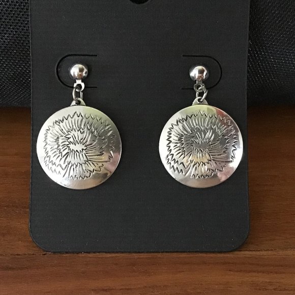 Kirk Stieff | Jewelry | Vintage Pewter Kirk Stieff Earrings Carnations ...